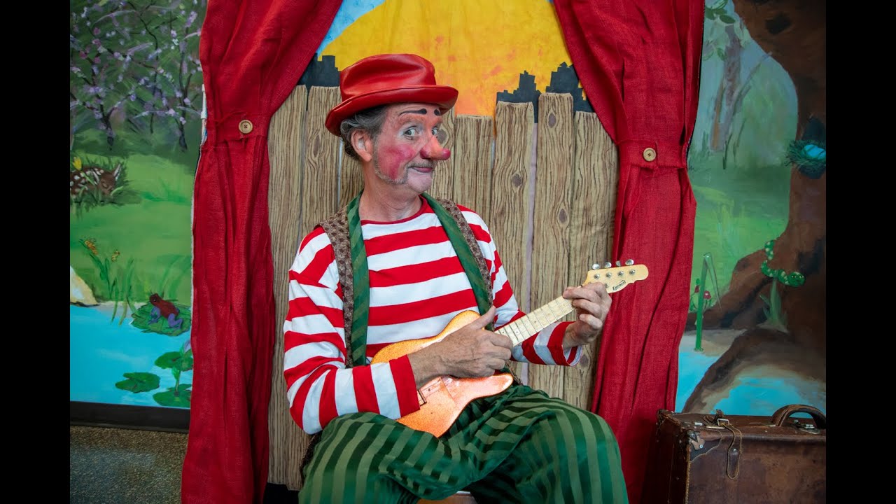 Bonzo Crunch Family Show - YouTube