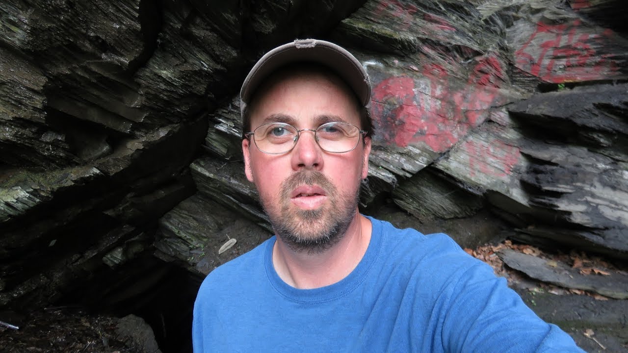 Exploring Bed Bug Cave! Slatington PA - YouTube