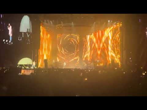 TARKAN - YOLLA (KONSER ÇEKİM)