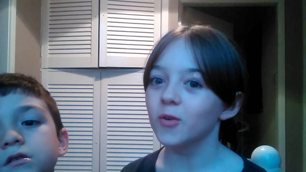 Younow 3 Loliplay