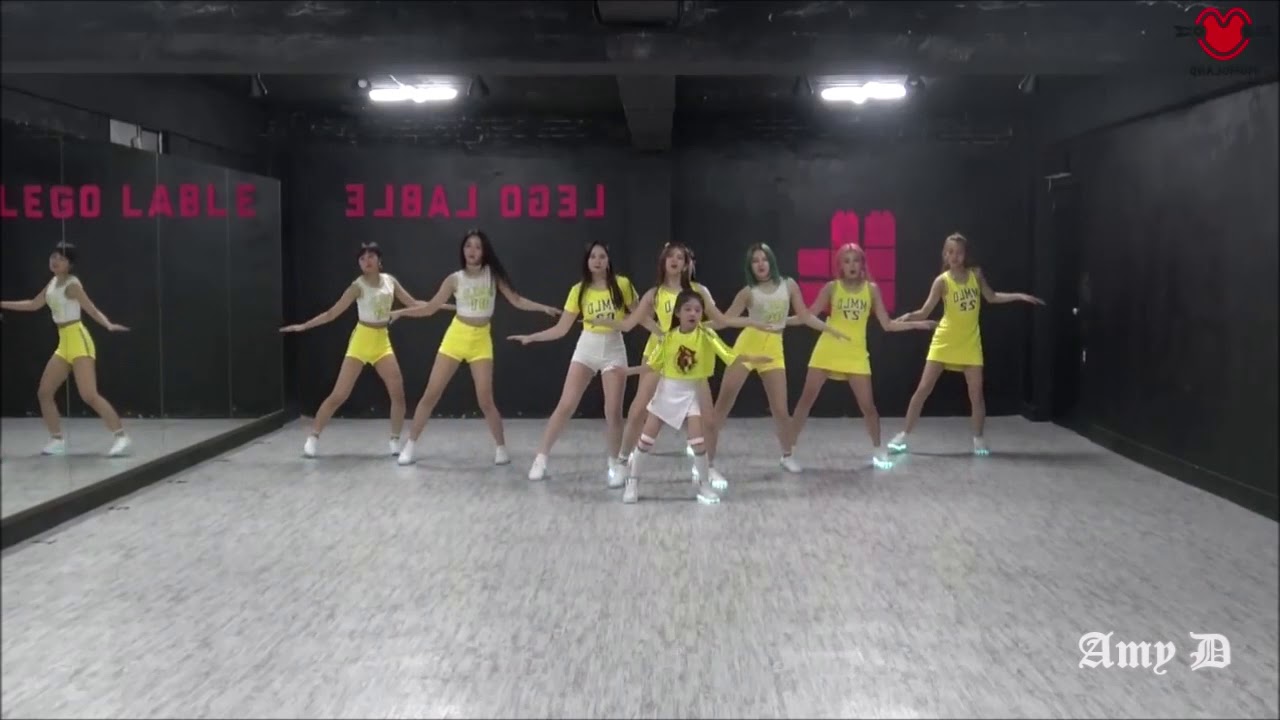 MOMOLAND 'BAAM' Mirrored Dance Practice With 나하은 - YouTube