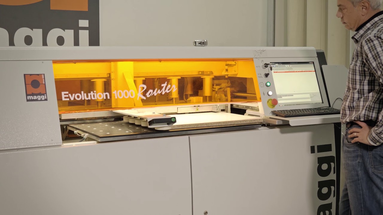 Maggi Evolution tutorial cabinet door (ENG) - YouTube