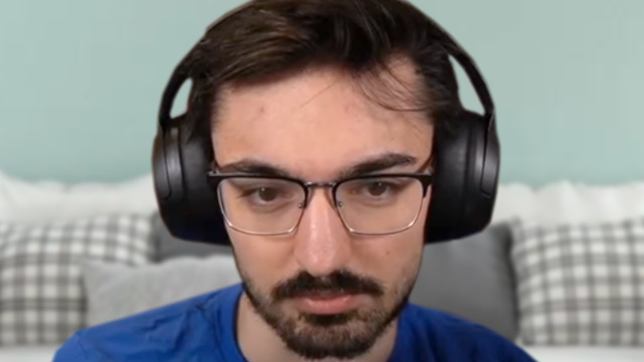 SmallAnt reveals why he hasn't streamed with CJ lately - YouTube