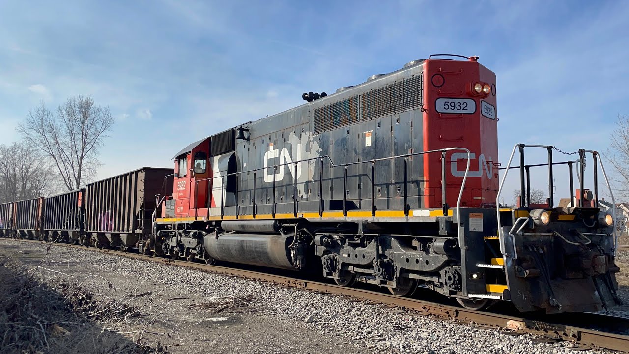 Chasing GTW 5932 Solo on Empty Coke Train! - YouTube