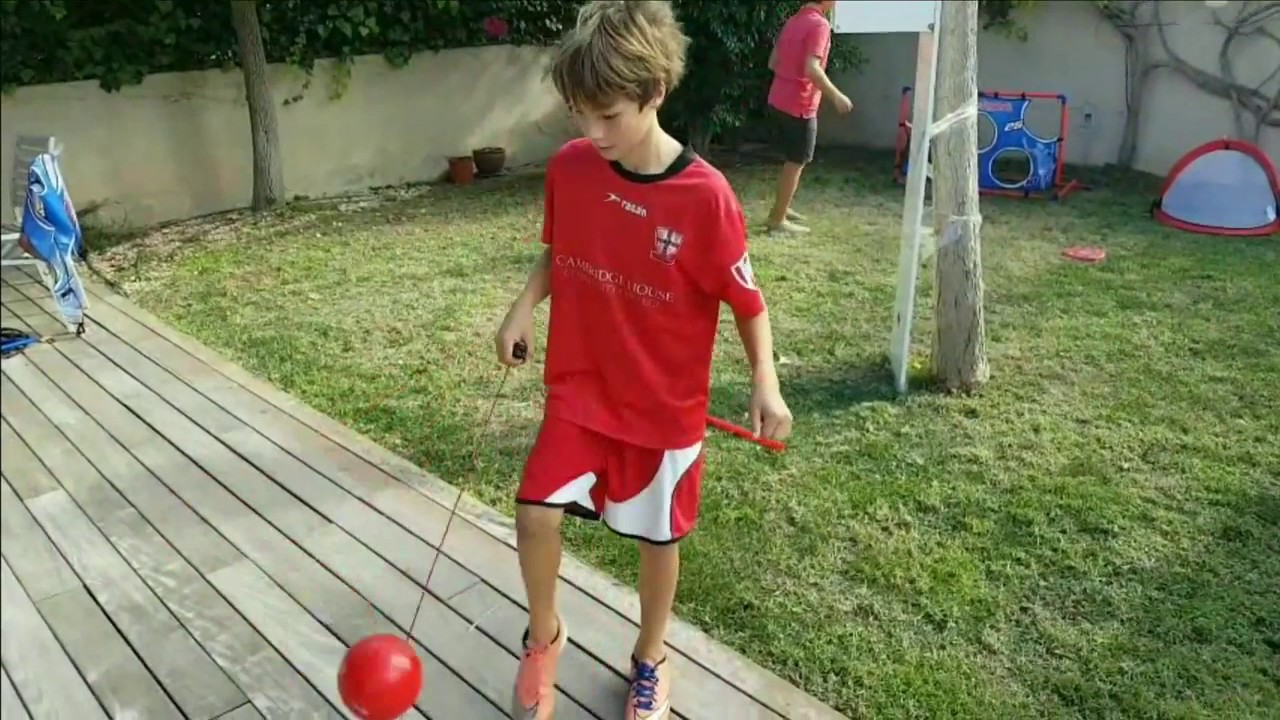 Messi 'Pro Training Ball' Tutorial - YouTube