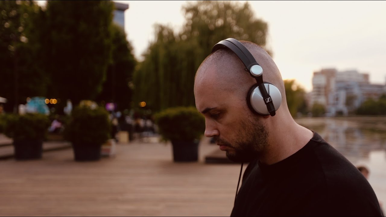 CRISTIAN B @ IULIUS MALL PARK LAKE PONTOON CLUJ - YouTube