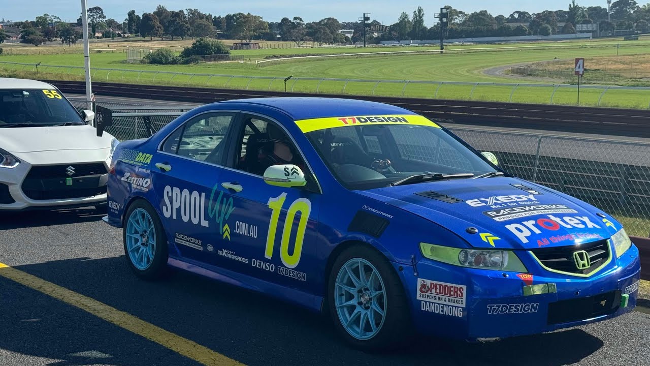 November Budget Enduro- Rhonda the CL9 TSX Track Day Issues - YouTube