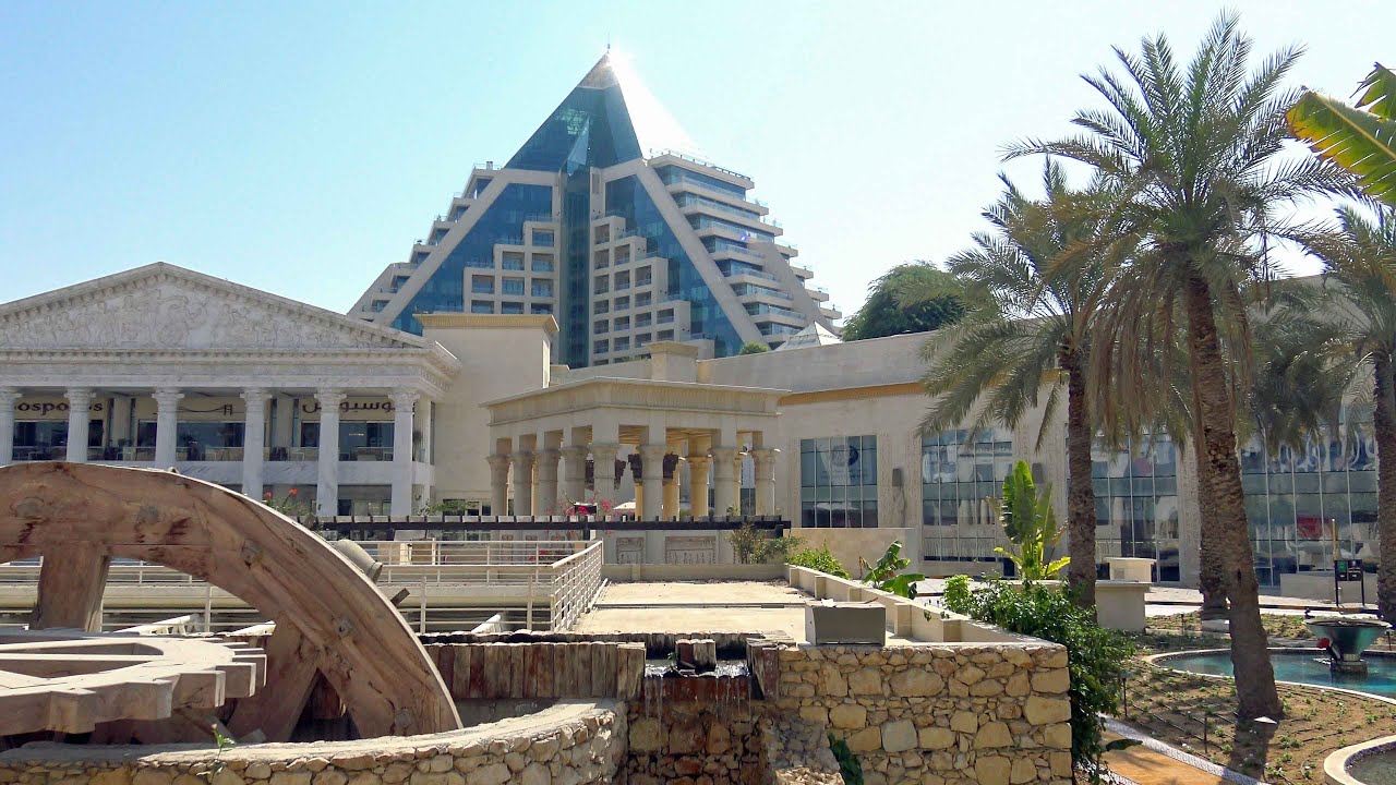 Dubai WAFI-City 4K - YouTube