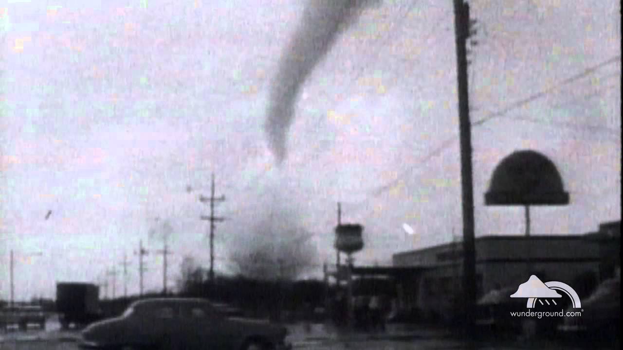 April 2, 1957: Highly Photographed Dallas Tornado - YouTube