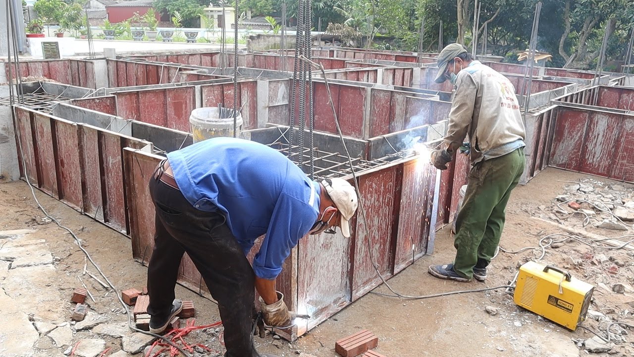 How To Build Foundation Beam Concrete Reinforced Steady Install Iron ...