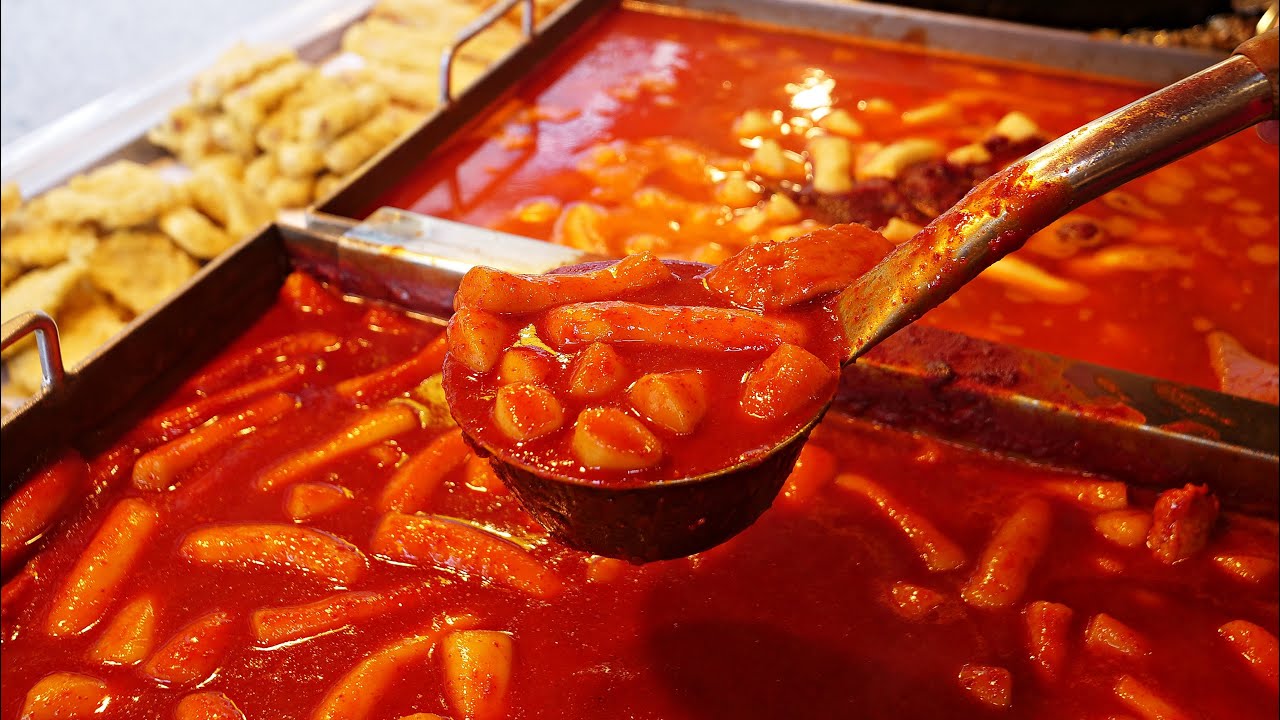 A 30-year-old snack bar!!!Tteokbokki,pancakes,fish cakes,rice cakes ...