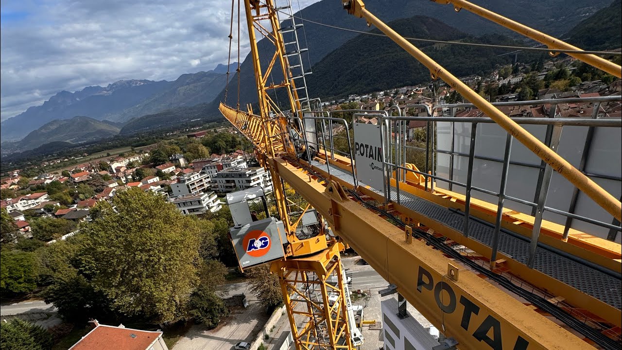 Démontage Potain MD 265 C - YouTube