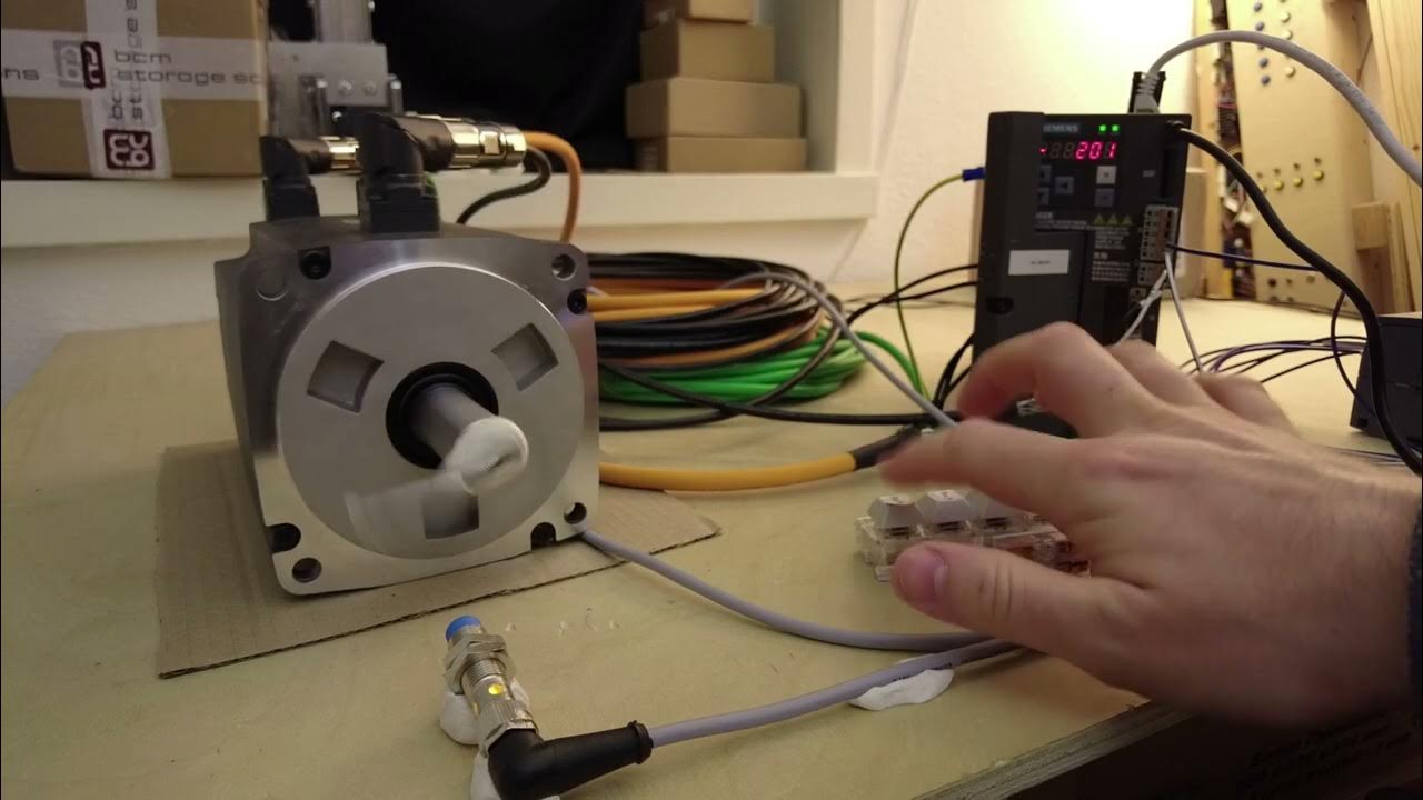 Siemens Servo PN #10 - Move Relative - YouTube