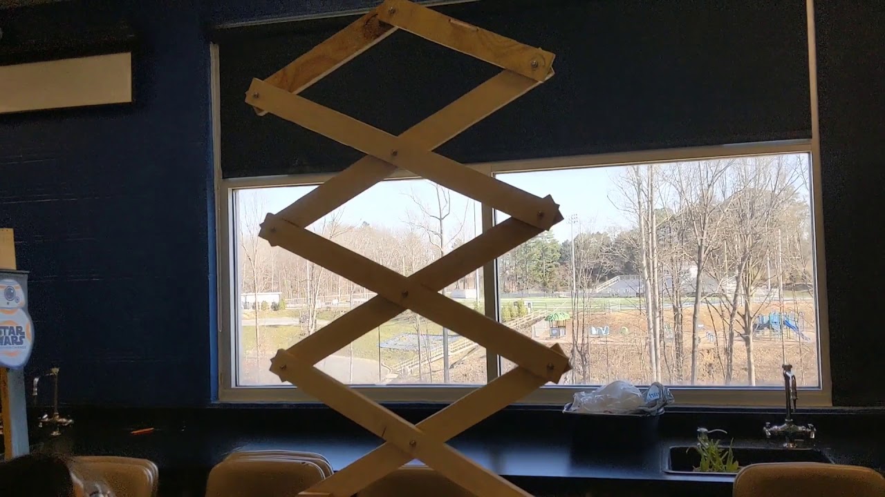 Scissor lift prototype with motor - YouTube