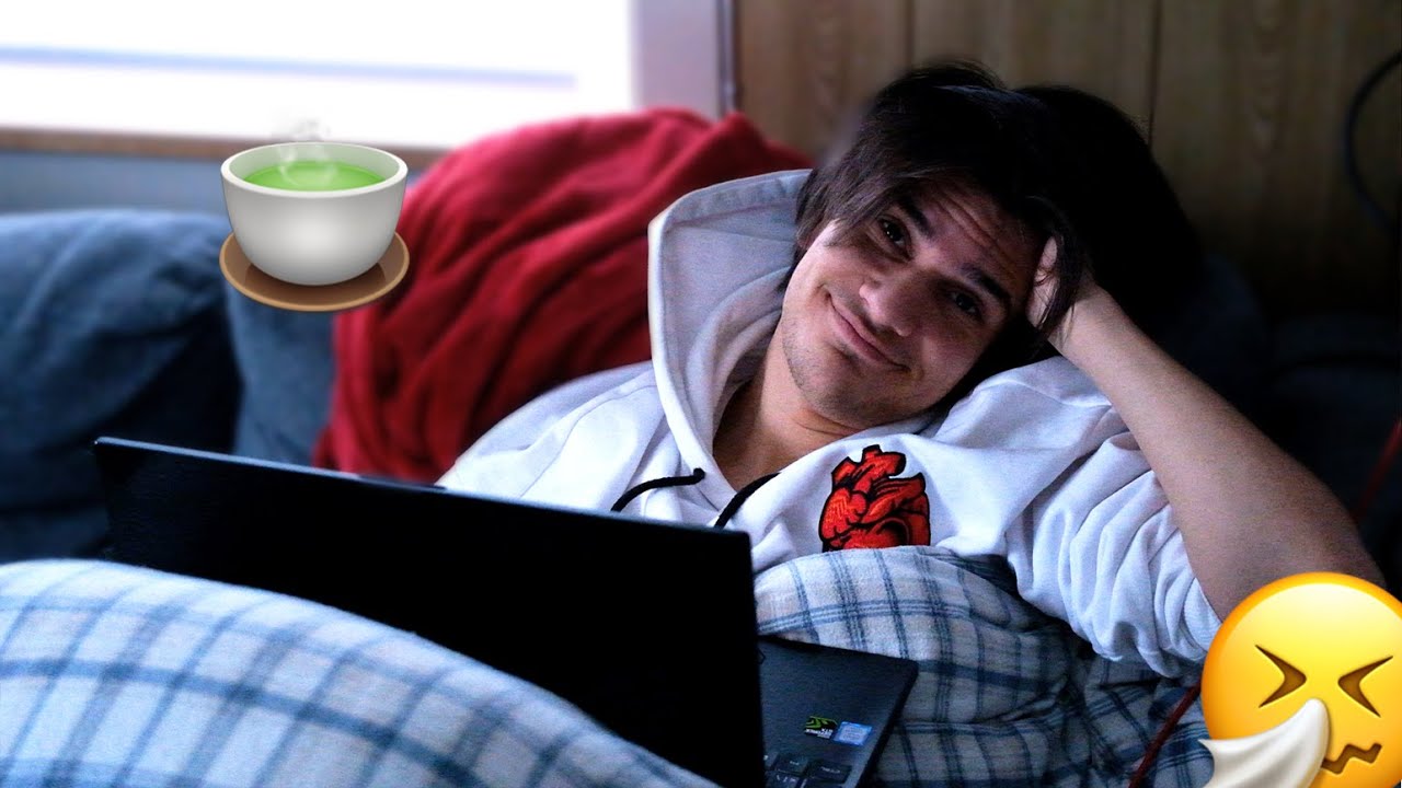 He got sick :( || VLOGMAS Day 7 - YouTube