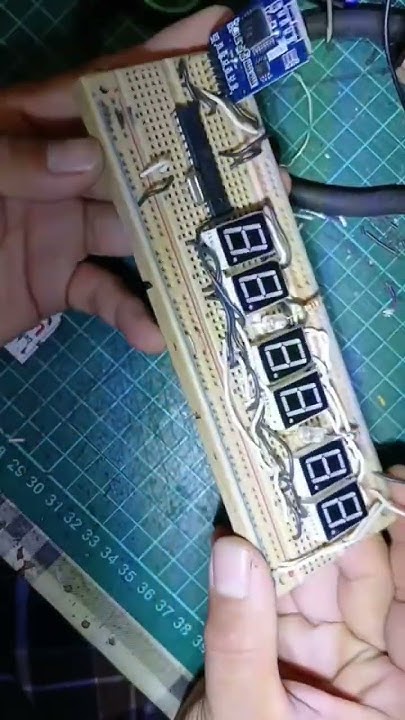 membuat jam digital 7 segmen 6 digit - YouTube
