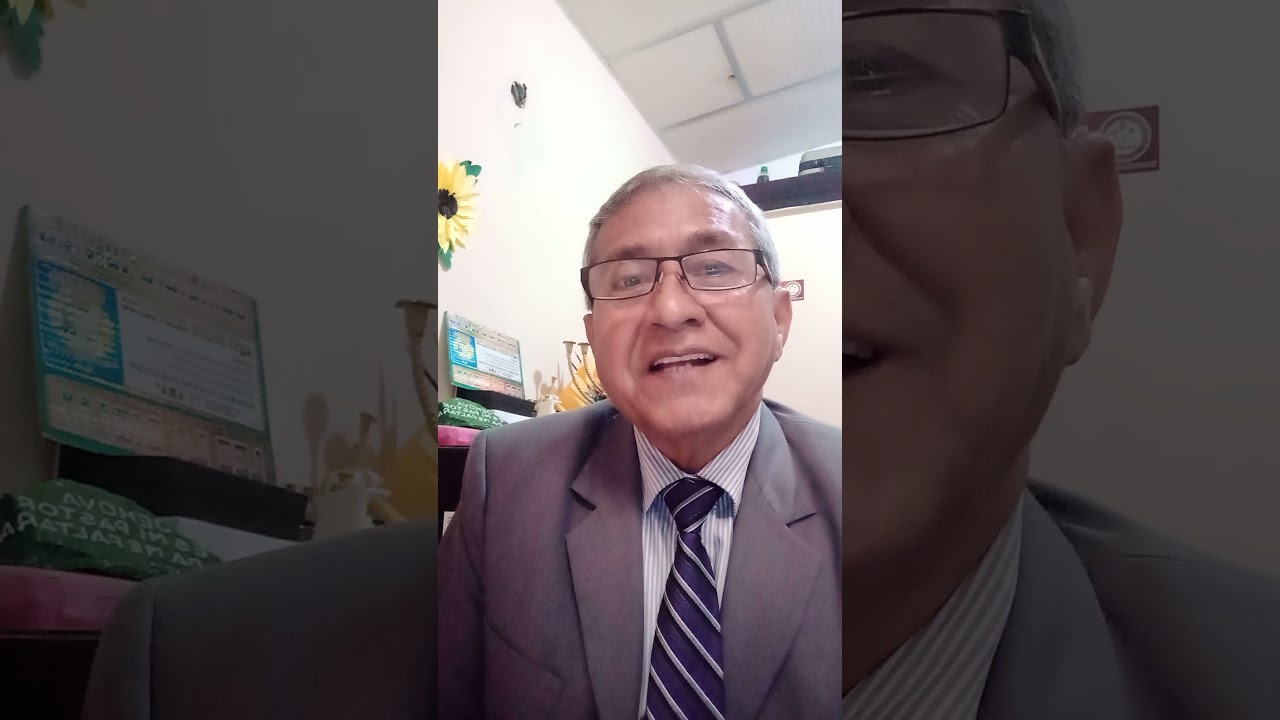 El Gusanillo hablando - YouTube