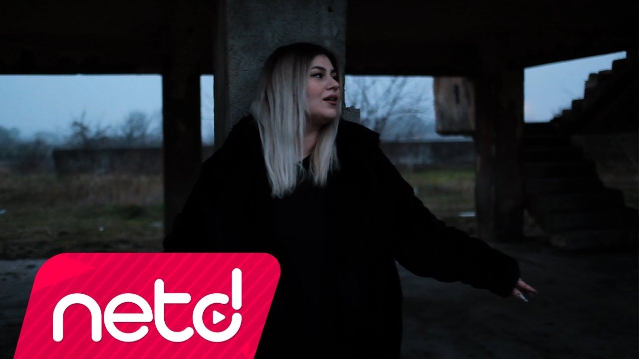 Gözdenur Temoçin & Batuhan Erdem - Geçmişe Bak - YouTube