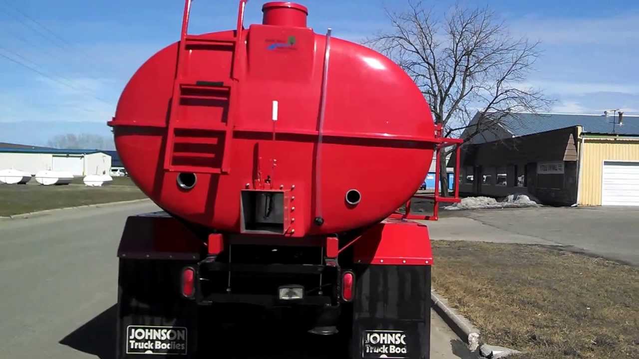 Fire Truck Water Tender - 4,000 Gallon - River Bend Industries - YouTube