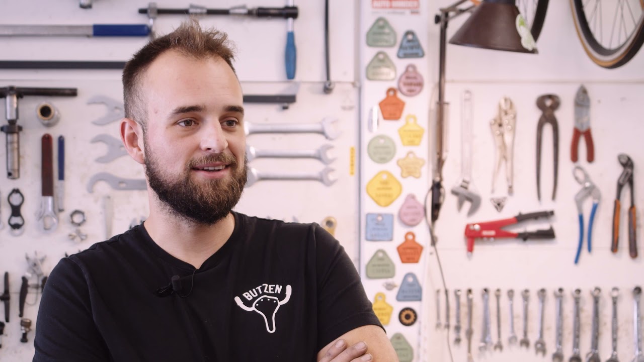 BAAS Sint-Niklaas - Tom van Butzen Velo - YouTube