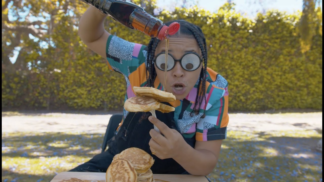 Giddy- Pancakes & Syrup *Freestyle* - YouTube