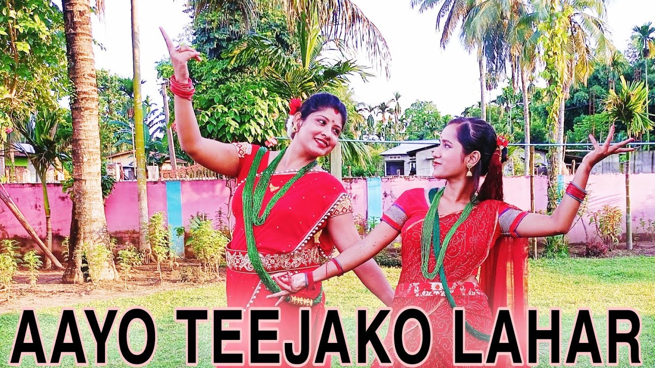 AAYO TEEJAKO LAHAR // Teej song// Melina Rai // Dance cover by- Rashmita Raut & Parbati Chetry ...