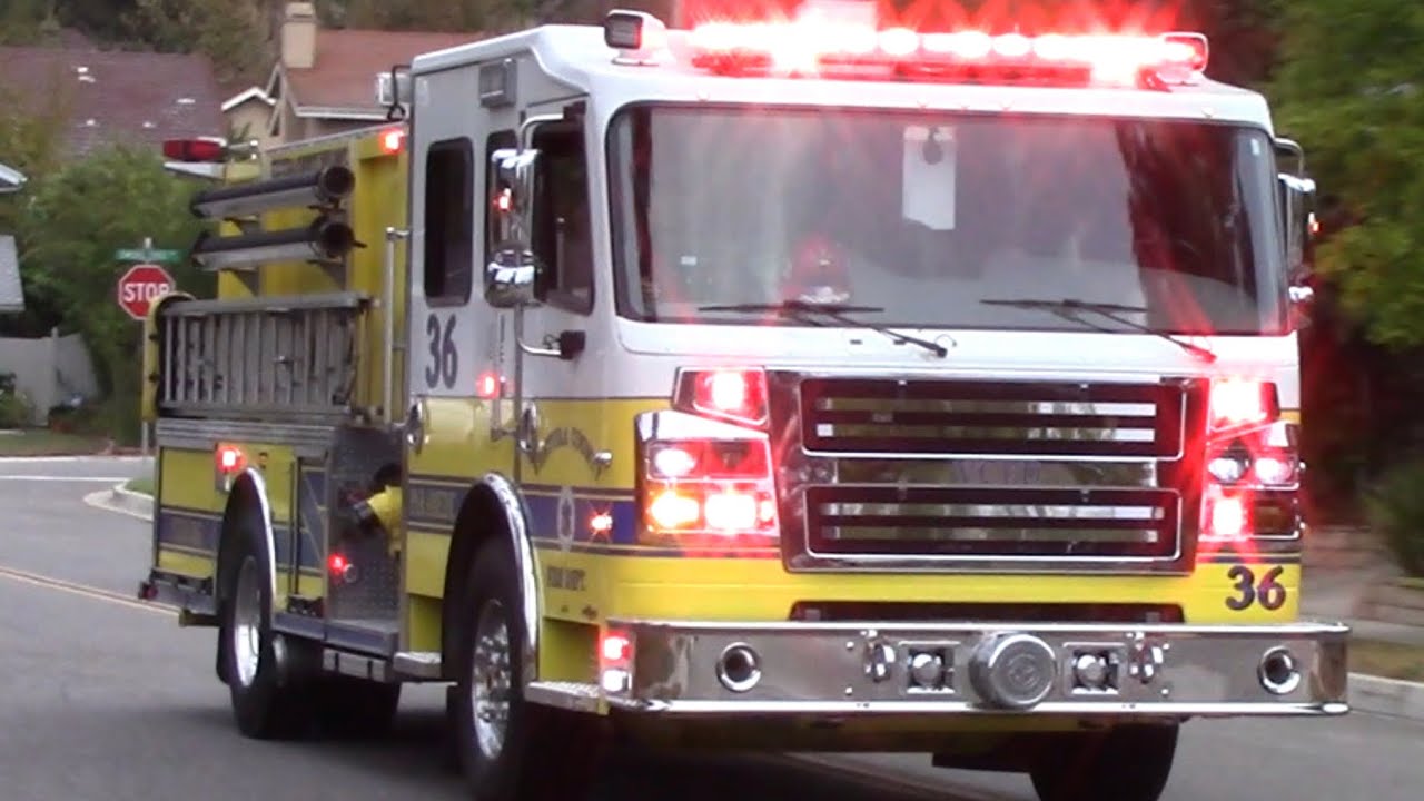 VCFD Medic Engine 36 responding - YouTube