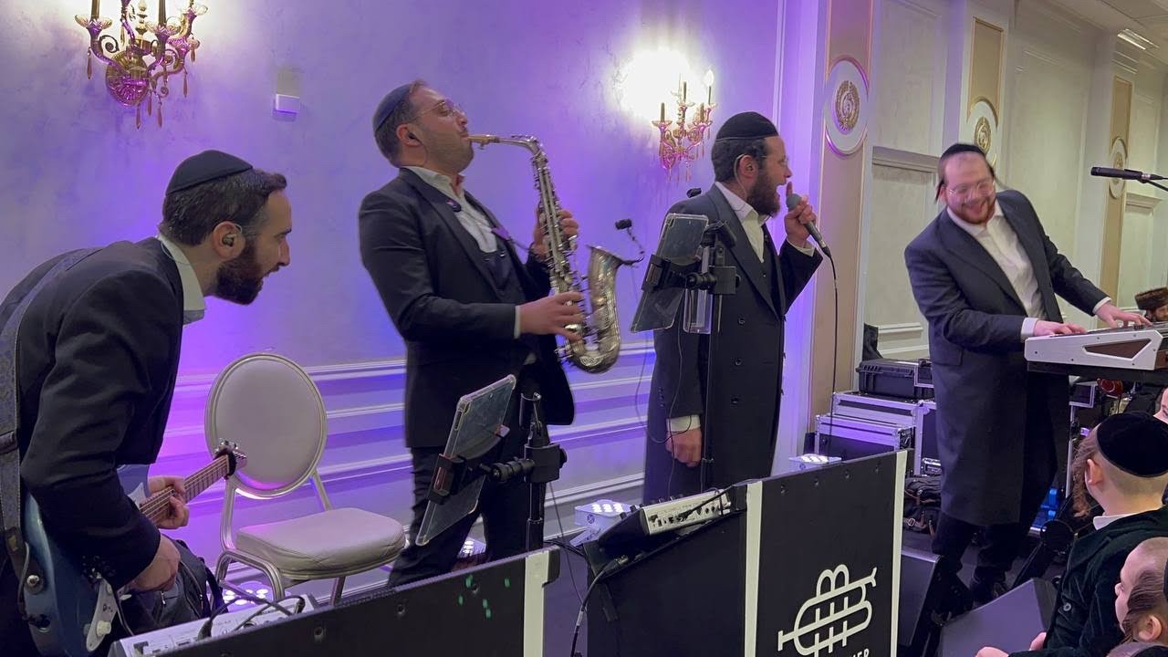 10 MINUTES OF ENERGY: Wedding with Motty Breier & Bentzy Weberman🔥 ...