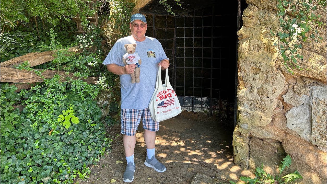 Yorktown Va Cornwallis Cave and Surrender field in 102 degree heat ...