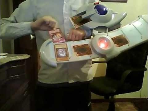 Disco de Duelo Yu-Gi-Oh! GX Review - YouTube
