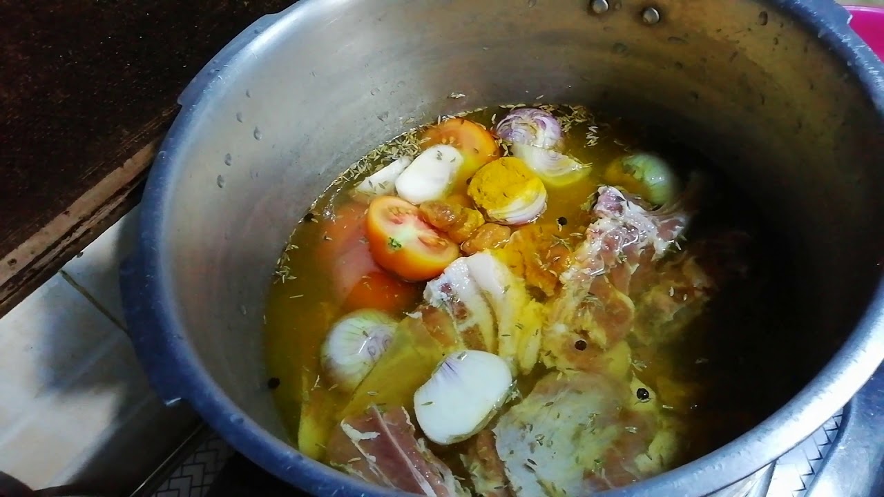 Easy and simple tasty mutton roast recipe by Peer Junaid Ahmad - YouTube