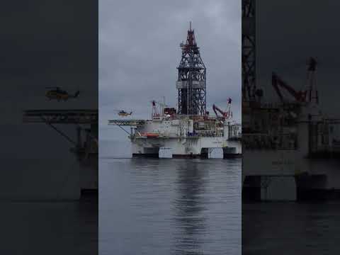 Helikoptel operation on the rig H. Aliyev