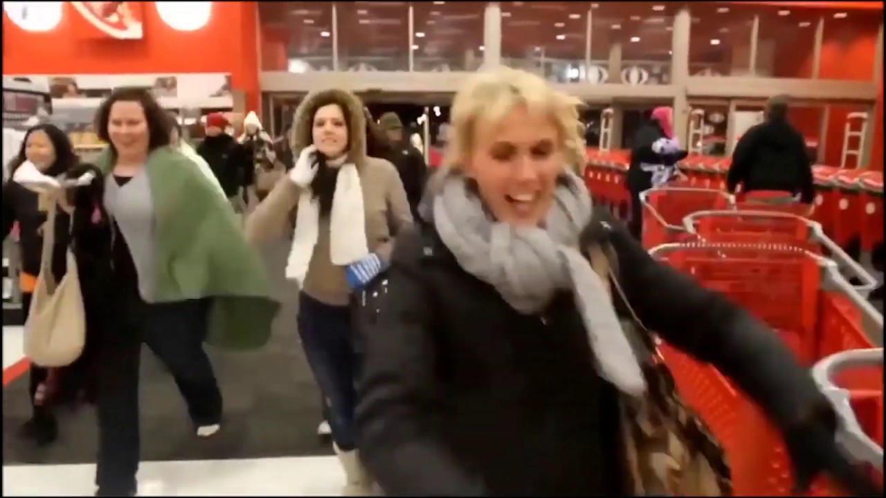 Black Friday Sale Fight Compilation - YouTube