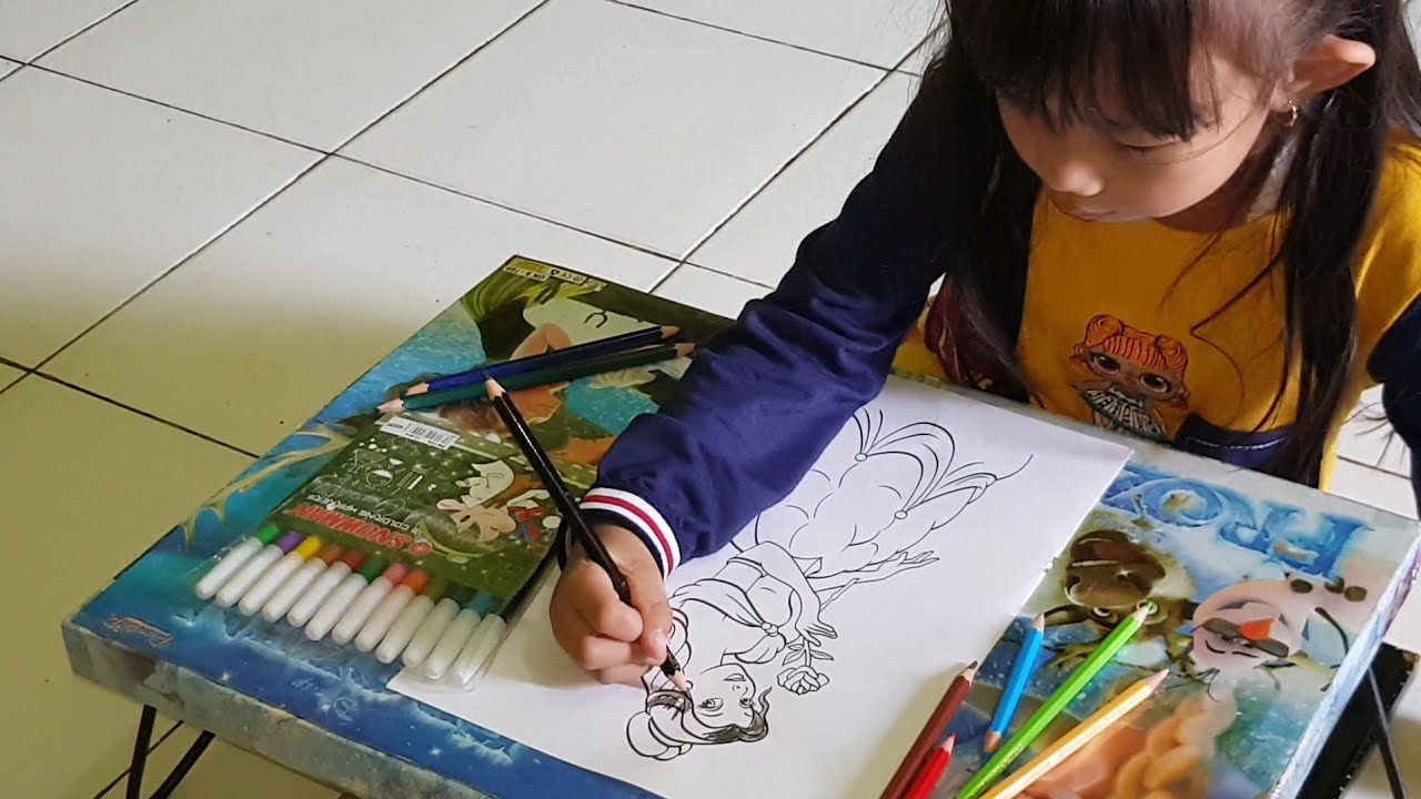 Belajar mewarnai PRINCESS menggunakan crayon pensil /children learn to ...