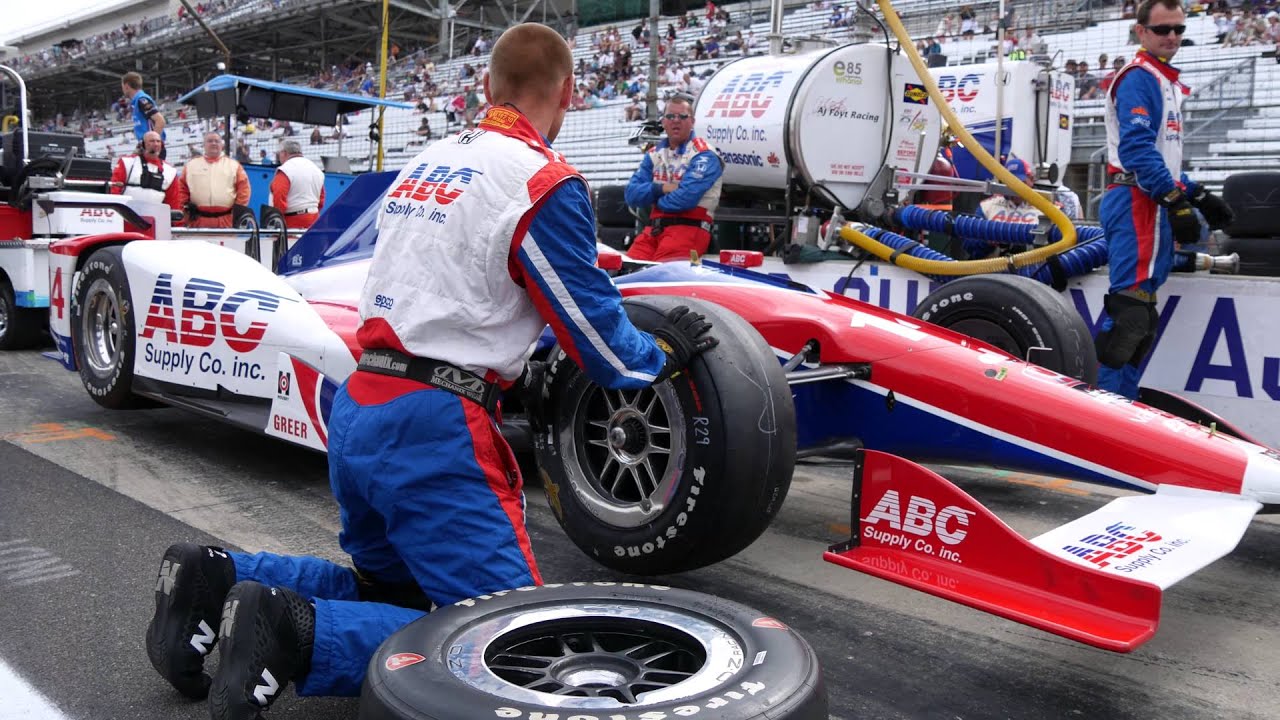 Pit Stop Practice at Indy 500 - YouTube