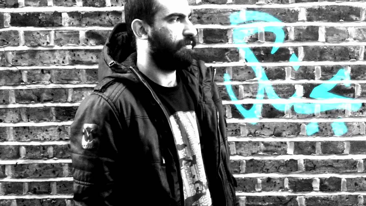 Hichkas: Bejang [2012.01.05] هیچکس: بجنگ [۱۳۹۰/۱۰/۱۵] ؛ - YouTube