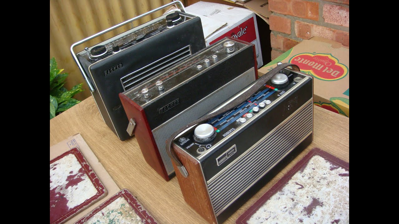 Vintage ROBERT & HACKER Radio Restoration Spare or Repair *** - YouTube