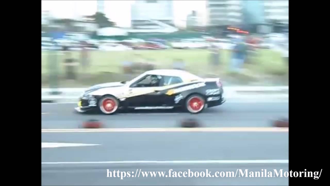 Nissan GTR/R35 replica Crash! - YouTube