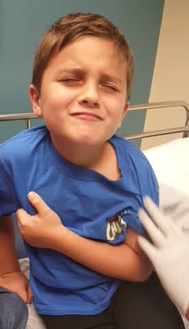 Kids getting flu shots (funny) - YouTube