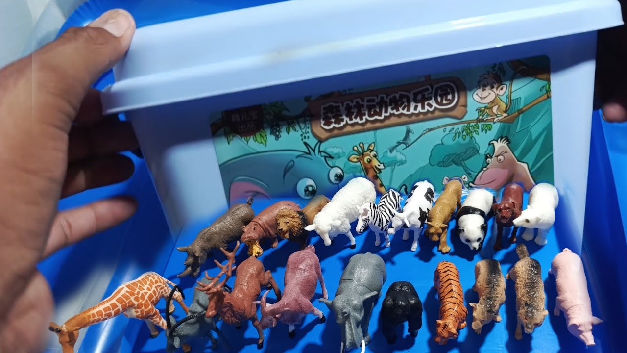"Unboxing a Wild Animal Toy Set 🦁🐯 So Many Amazing Animals Inside ...