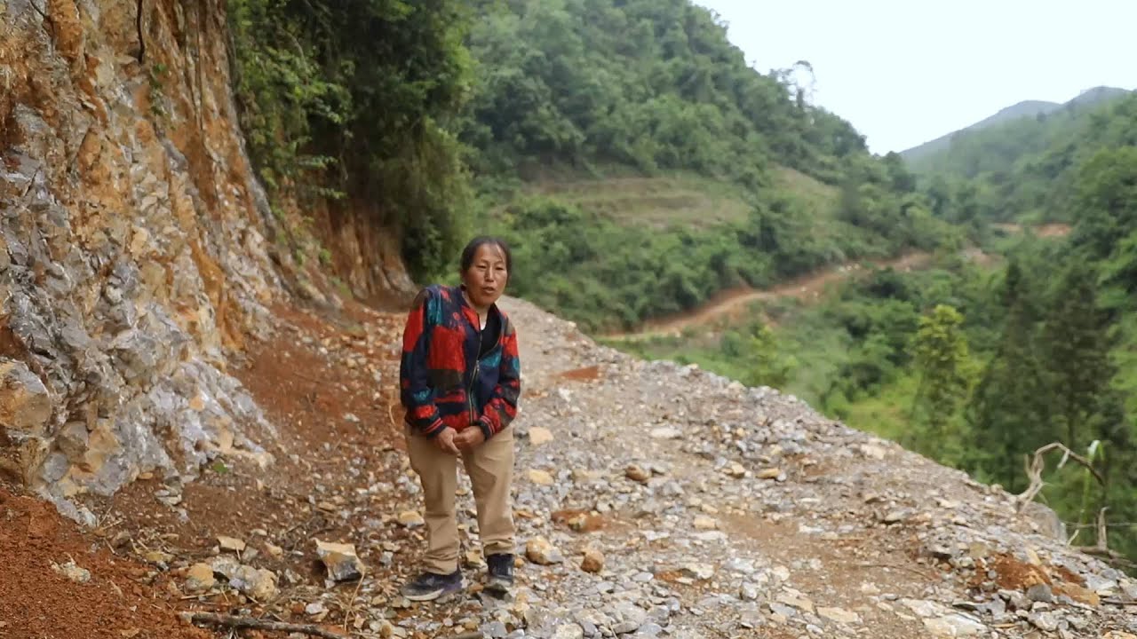 4.3ft tall disabled woman helps villagers fight poverty in SW China ...