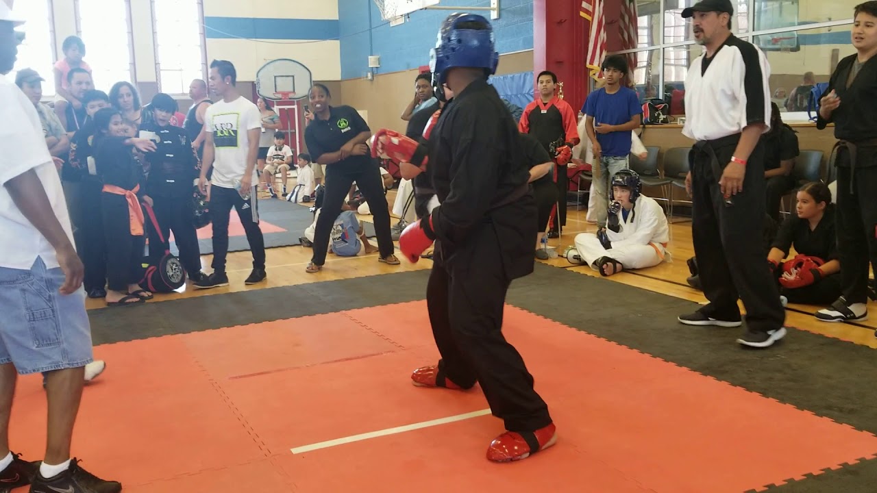 Valentin Ibarra Sparring Grand Slam Karate Classic 7/20/19 - YouTube