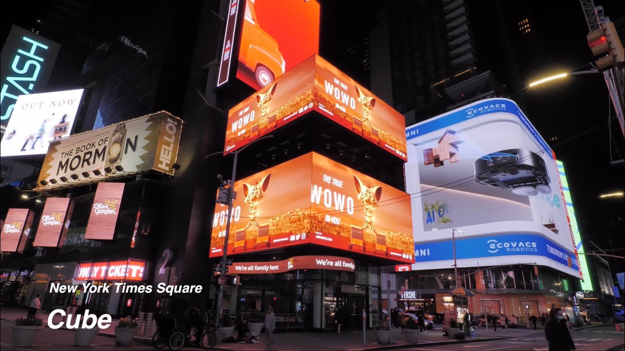 Cube / New York Times Square / USA - YouTube