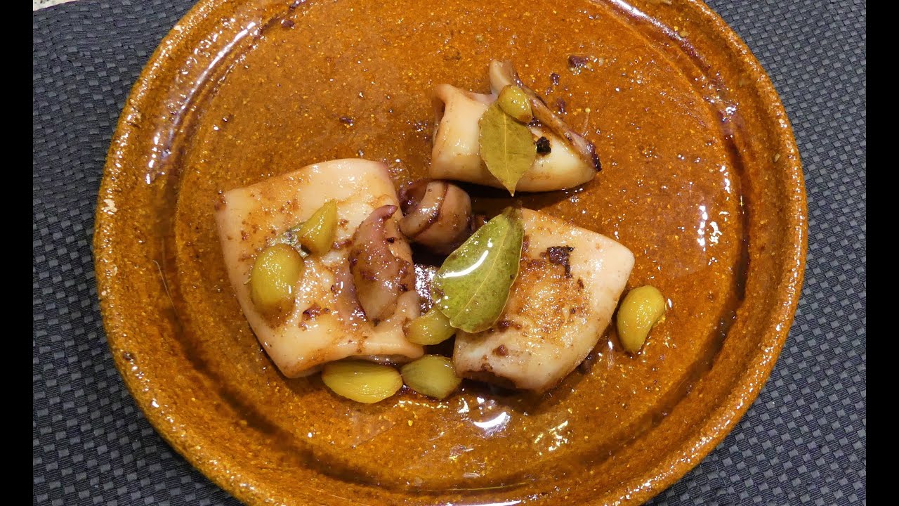 Calamar en aceite, receta de calamar, cocinando con greta - YouTube
