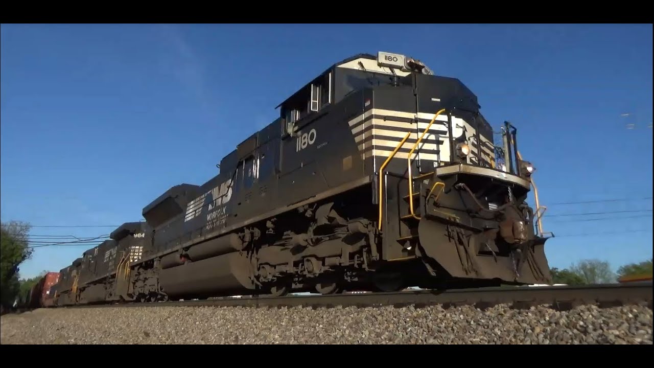 Trainspotting at Jeffersontown, Kentucky - YouTube
