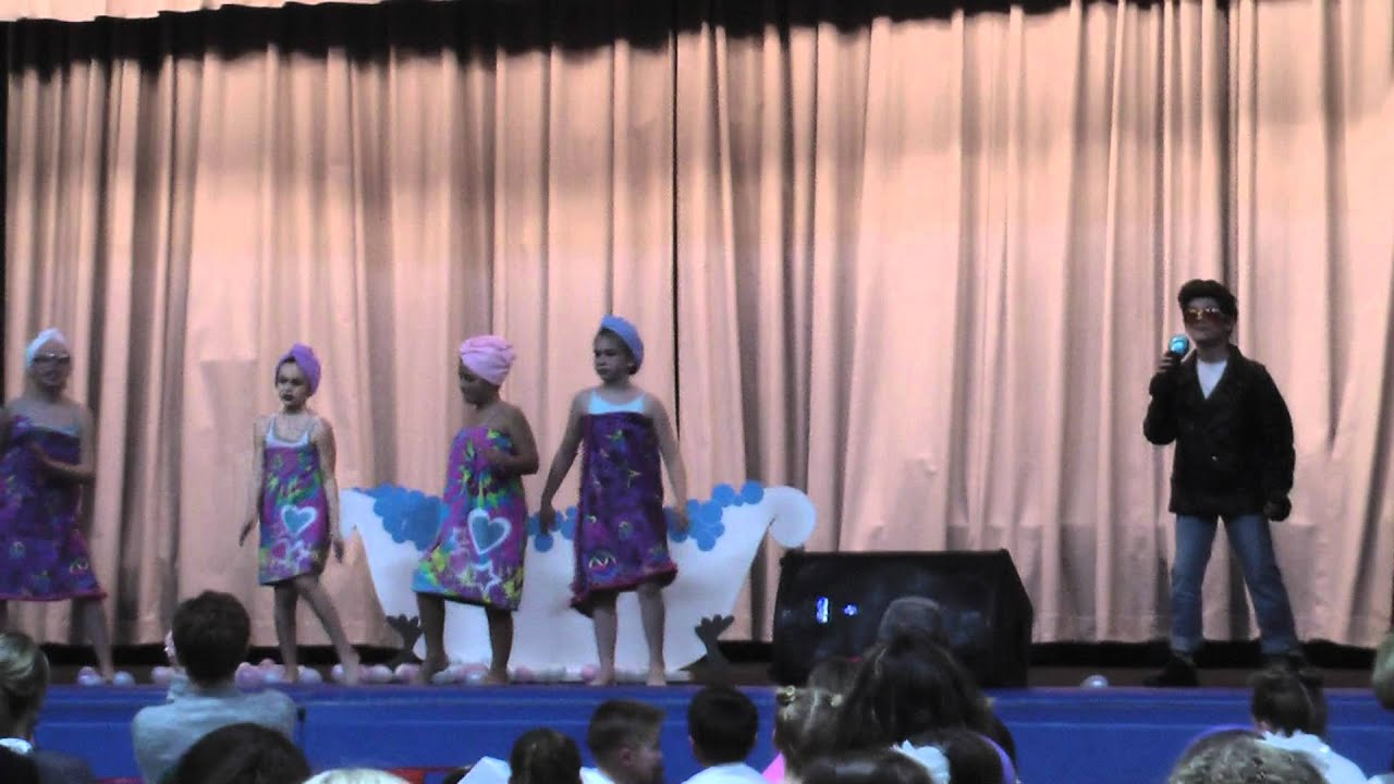 BEST LIP SYNC EVER - St. Stans, Winona MN Lip Sync - YouTube