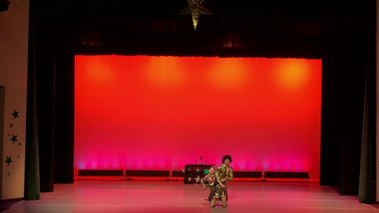 Saturday, Justin & Ellie, 2019 DWTTOS - YouTube