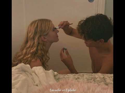 Mabel Matiz - Fena Hâlde Bela (Sözleri)