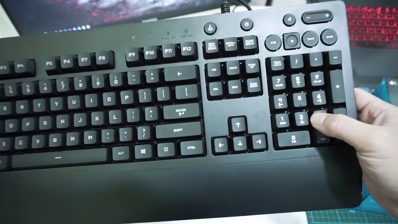 Unboxing Logitech Gaming Bundle Combo - YouTube