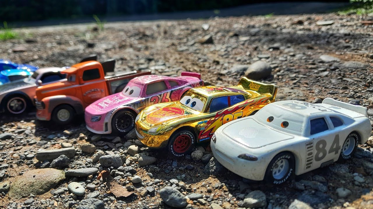 Ahha,.... Disney cars, Apple cars im Looking Car 4 For Disney Pixar ...